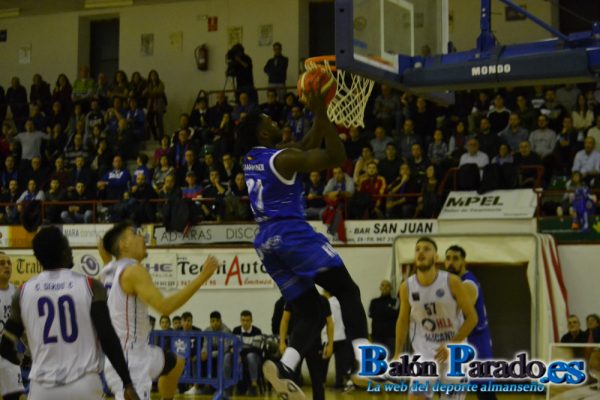 ROWELL GRAHAM-BELL SEGUIRÁ VOLANDO EN LA BOMBONERA UNA TEMPORADA MÁS ...